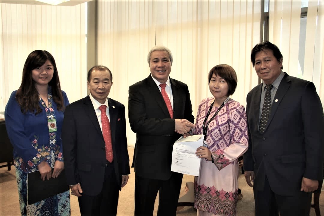 DCM Gives RM10,000 For Journalism Award | Sarawak Tribune