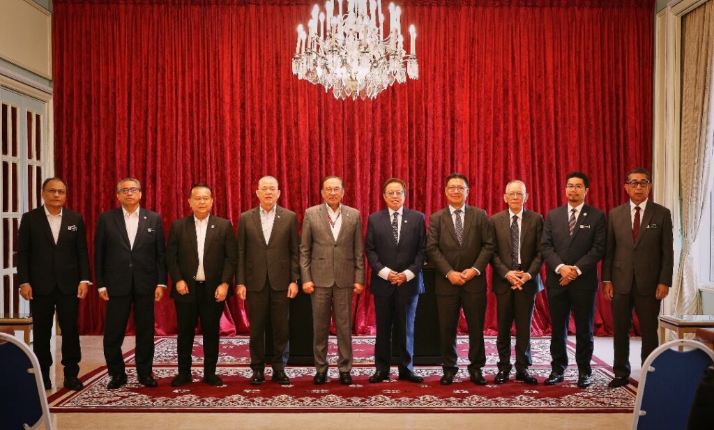 Joint Declaration Formalises PETROS-PETRONAS Cooperative Framework | Sarawak Tribune