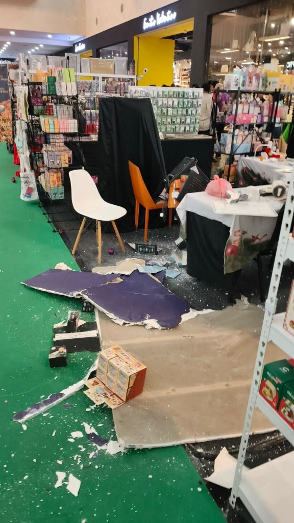 Falling Ceiling Debris Leaves Three Women Injured | Sarawak Tribune