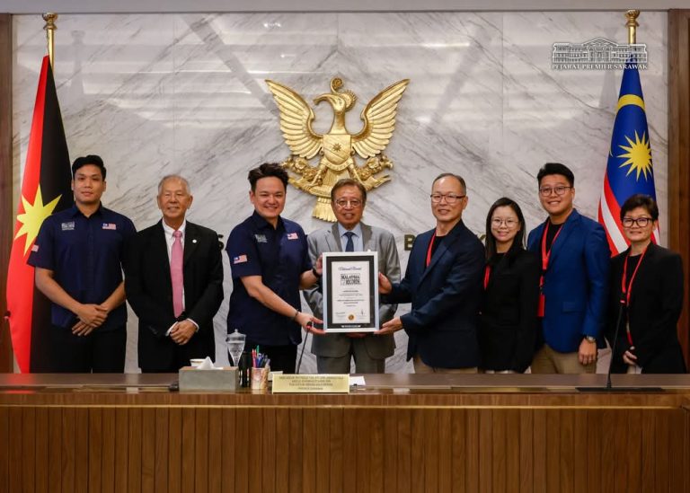 Wong Su Chung: First Sarawakian To Conquer Everest, First Malaysian To ...